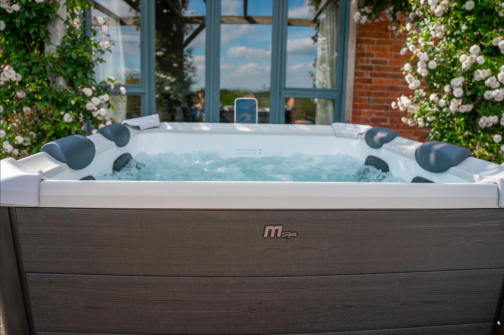 MSpa FRAME OSLO Inflatable Hot Tub Spa with Hydrojets & Bubbles (up to – Vitality Stride